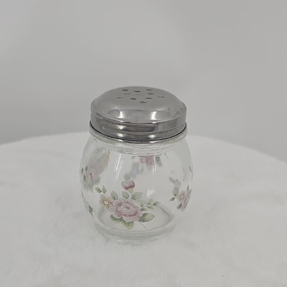 Pfaltzgraff | Dining | Pfaltzgraff Vintage Tea Rose Cheese Shaker ...
